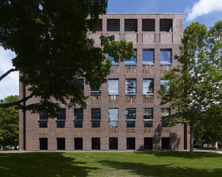 Inside the Light: Phillips Exeter Academy Library – Daylight and ...